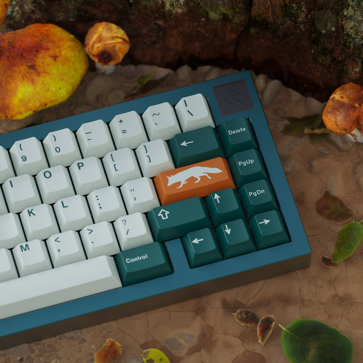 GMK Fox – Smith and Rune
